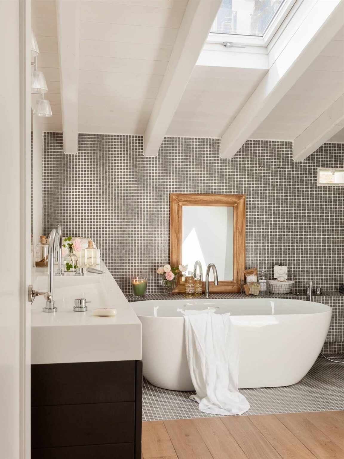 25 Ideas For Freestanding Bathtubs To Treat Yourself With - InteriorSherpa
