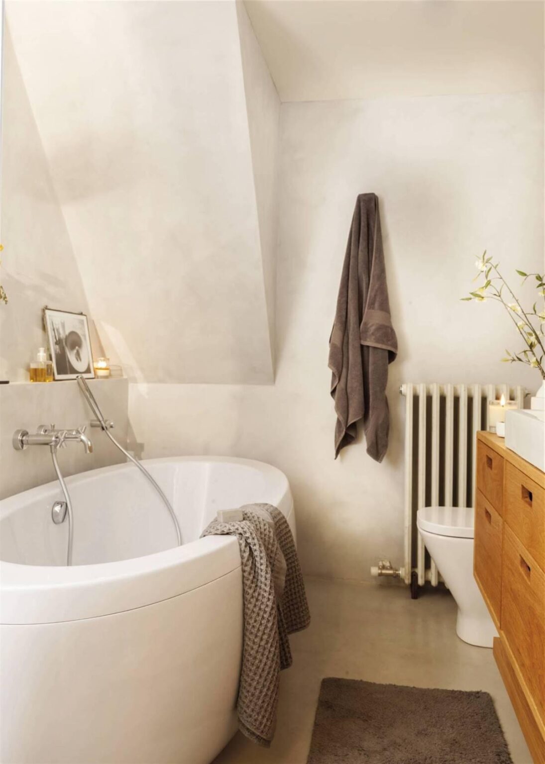 25 Ideas For Freestanding Bathtubs To Treat Yourself With - InteriorSherpa