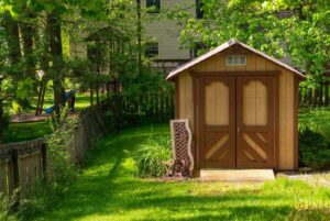 25 Backyard Storage Sheds To Store Things Away In Style - InteriorSherpa