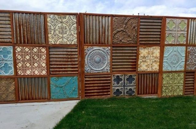 41 Decorative Fences To Spice Up Any Garden - InteriorSherpa